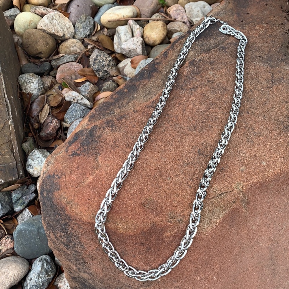 Vintage Thick Silver Colored Chain - Gem